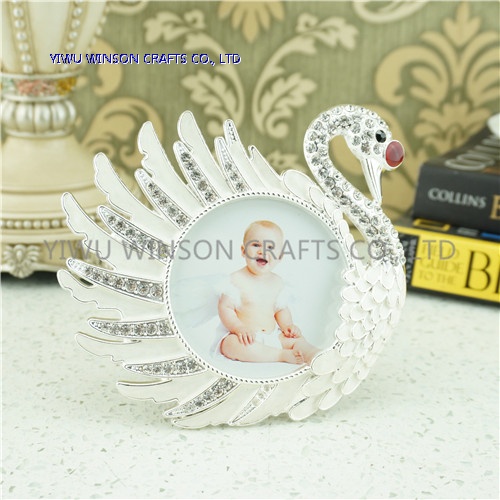 Creative Design Swan Shape Baby Metal Photo Frames