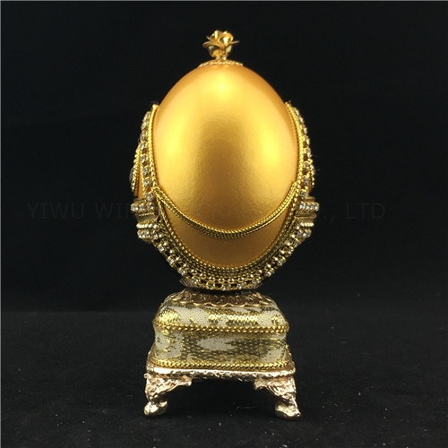 European royalty music box