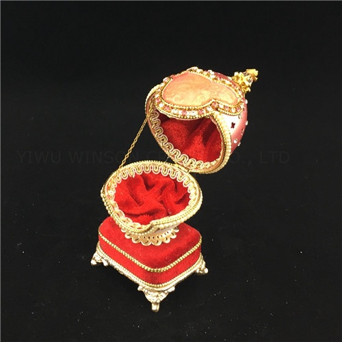 Keepsake music box/Pink jewelry box