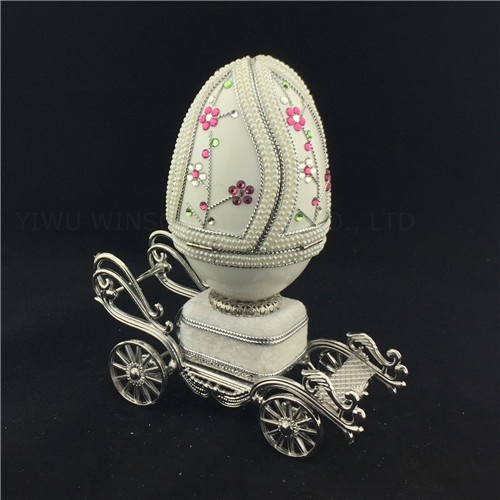 Wedding carriage music box/Necklace jewelry box